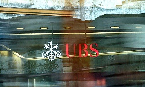 UBS Profit Climbs, Disposes of Fund Unit