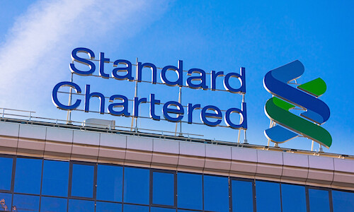 StanChart Sells Aviation Business to Saudi Arabia