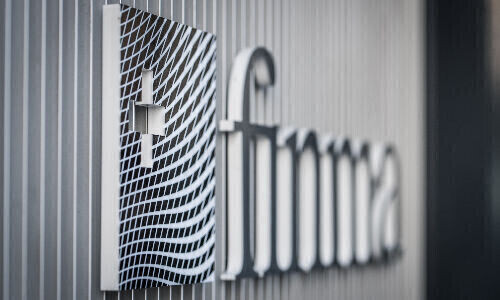 CS Downfall: Finma's Letter to Court Infuriates Investors